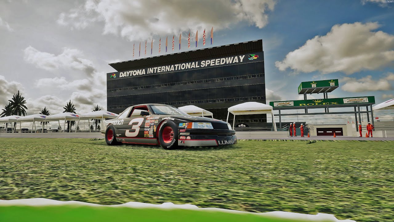 CMS 21 | Race Car Mod at Daytona Speedway! - YouTube