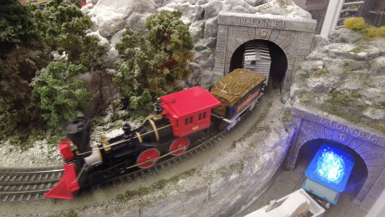 Lionel O Gauge Toy Story Wild West Train Running At Concord Mills ...