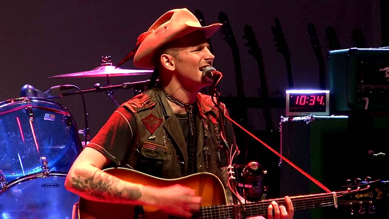 HANK 3 "Fadin' Moon" - YouTube