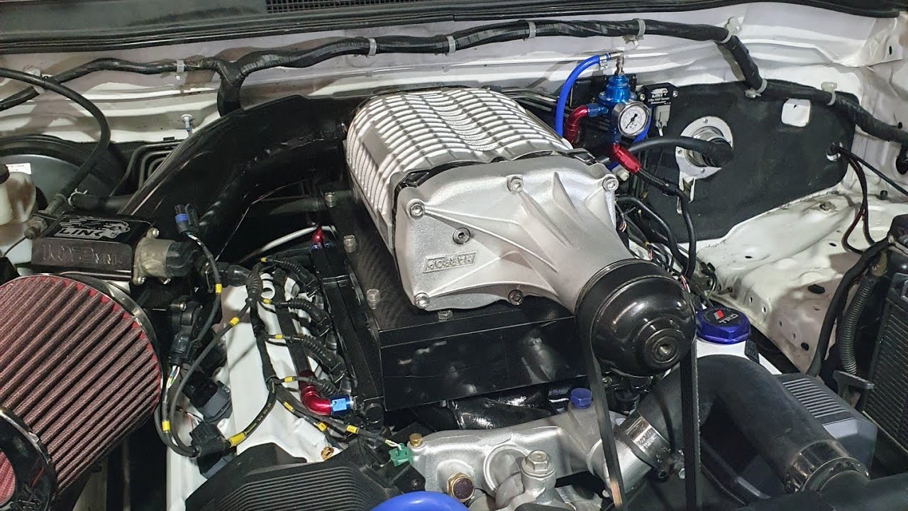 Supercharged 1uz Hilux 2wd Harrop supercharger HTV1900 Link G4+ Storm ...