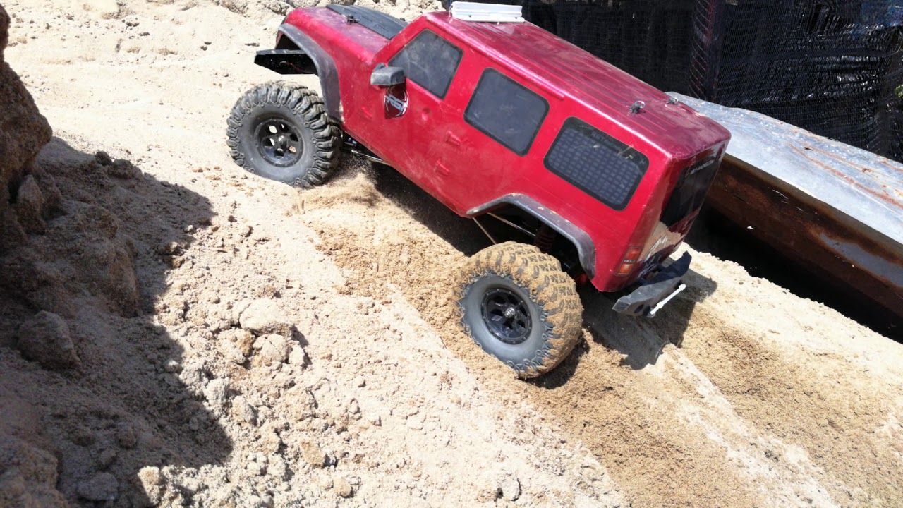 (Suzuki RGT) 1st Test Run RGT Crawler - YouTube