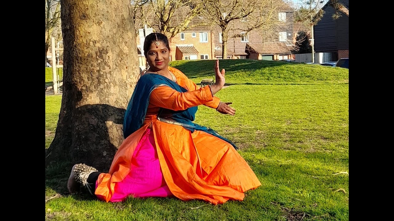 Hori Baithak Kathak Music Parul Mishra - YouTube