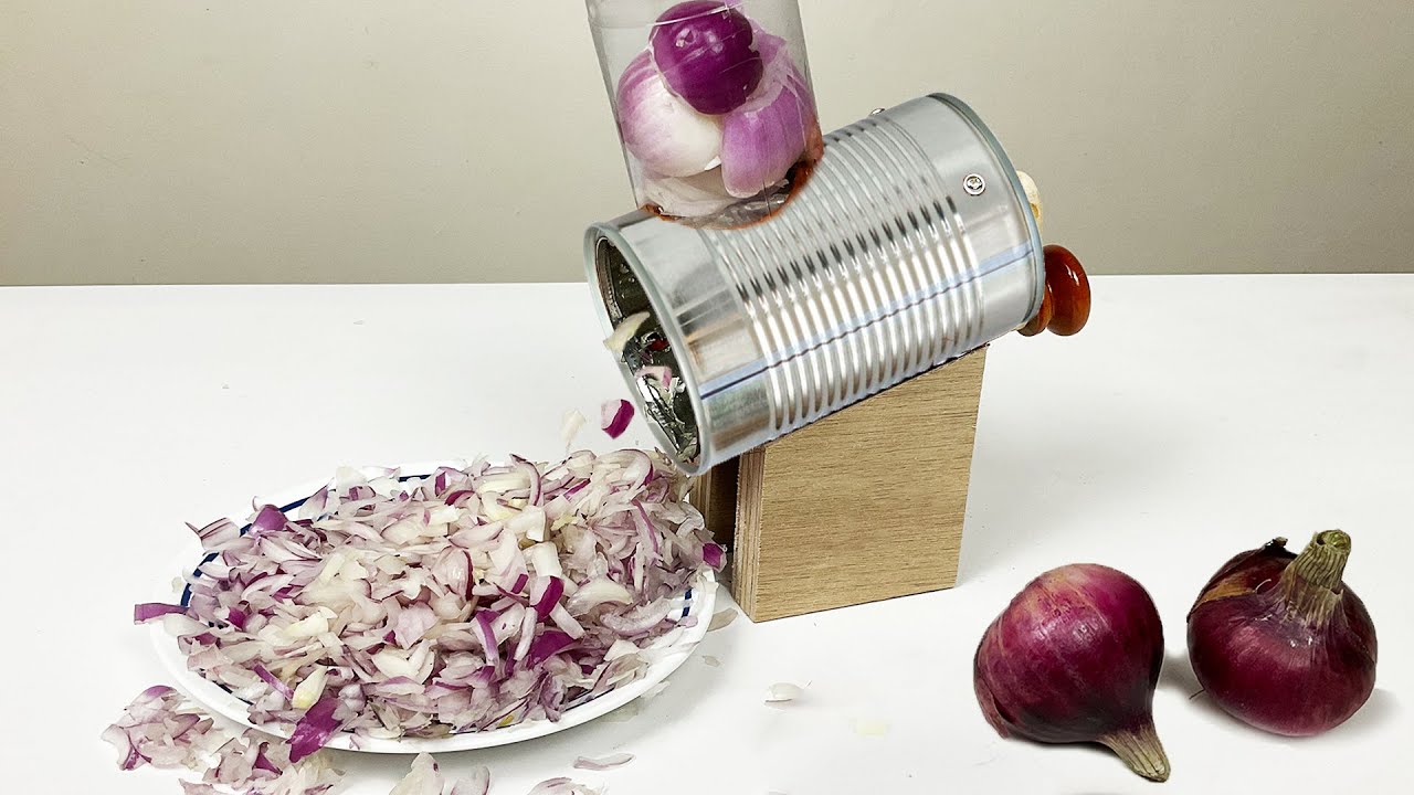 How to Make a Tin Can Onion Slicer | Onion Shredder - YouTube
