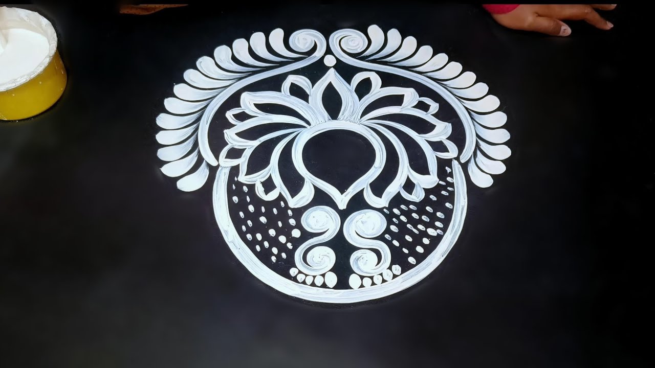 Simple Lotus Jhoti Chita Designs for Laxmi puja/ Alpona Design for ...