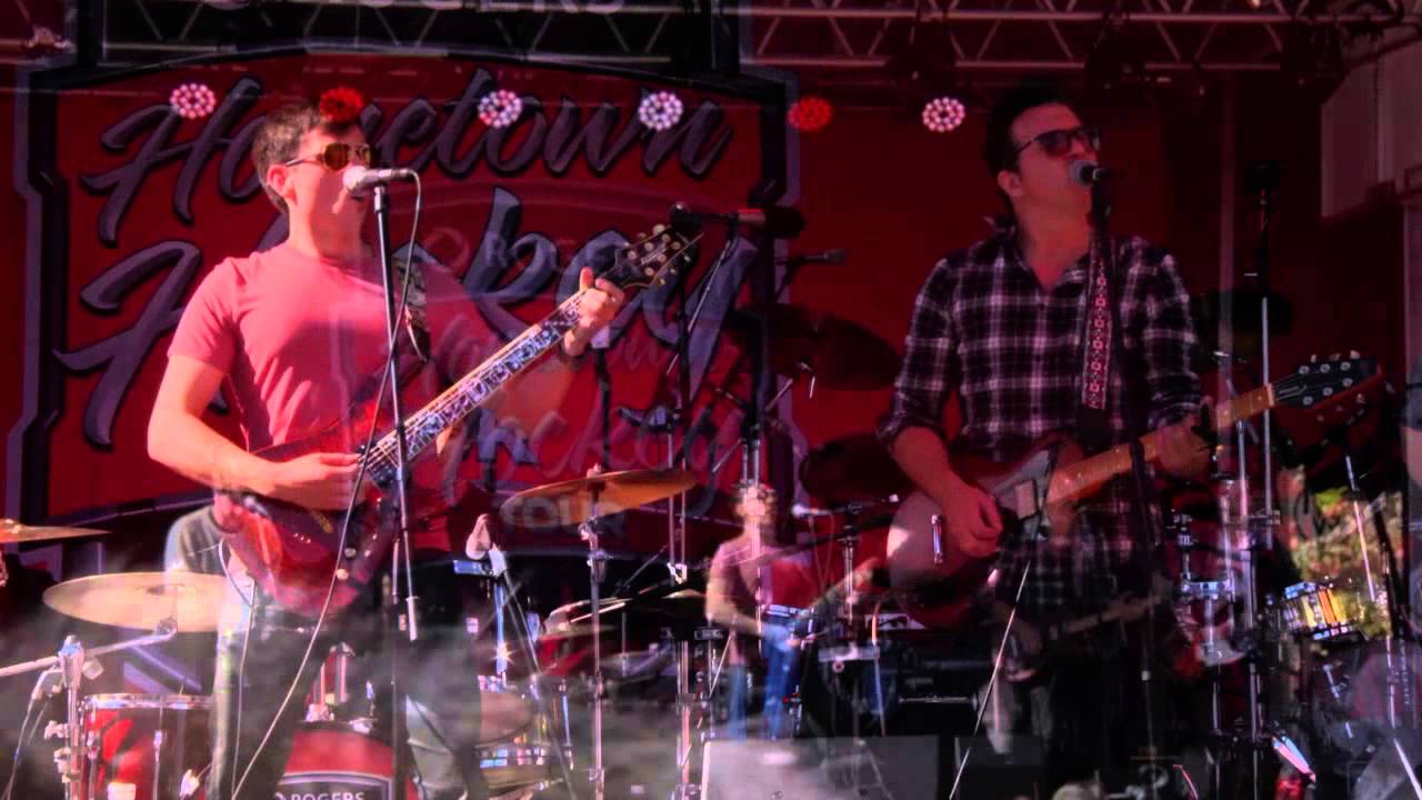 Eric Charles band live @ Rogers Hometown Hockey - YouTube