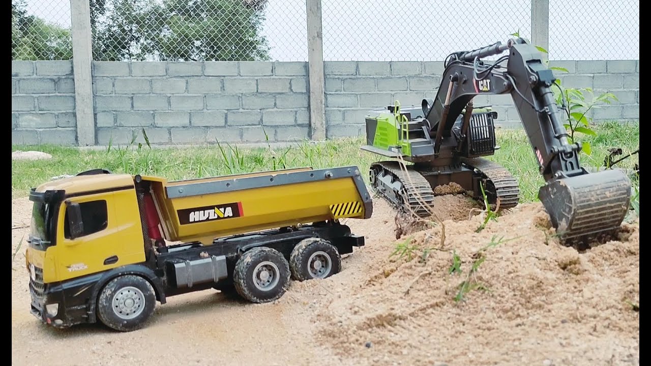 RC Construction Trucks Model: Huina RC Excavator 1593 Powerful - YouTube