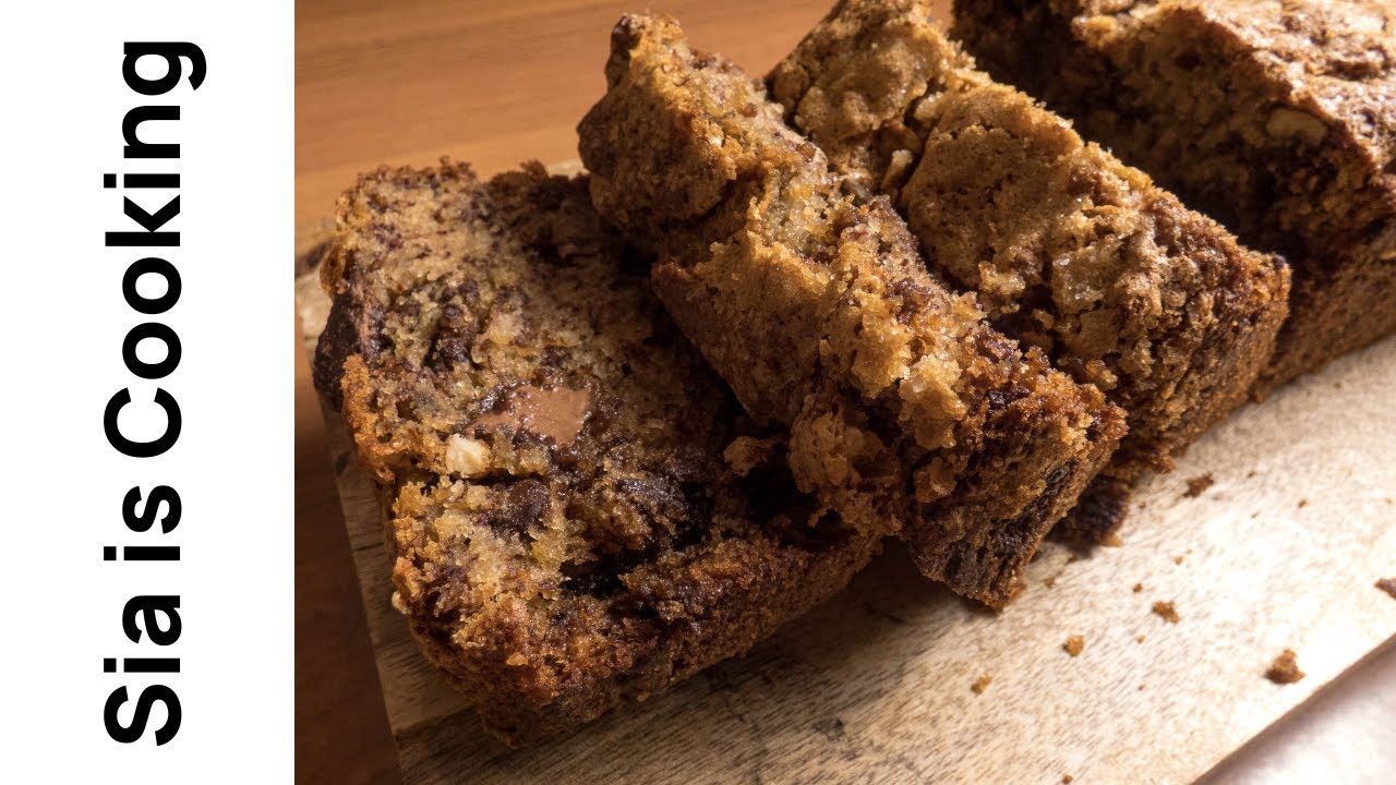 Κέικ μπανάνας ( Banana Bread ) | Sia is Cooking - YouTube