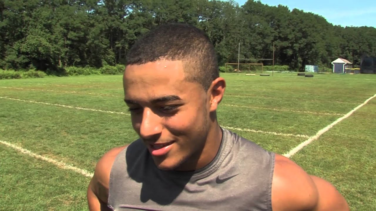 Mo Omar gets in the Zone - YouTube