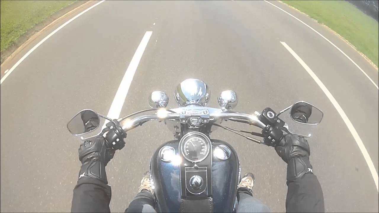Harley-Devidson Test Ride - Softail Deluxe - YouTube