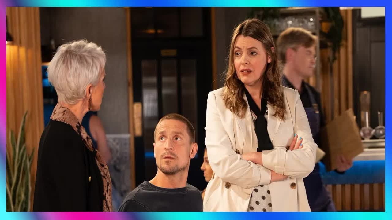 Debbie loses it as Tracy ‘exposes’ shocking secret in Coronation Street ...