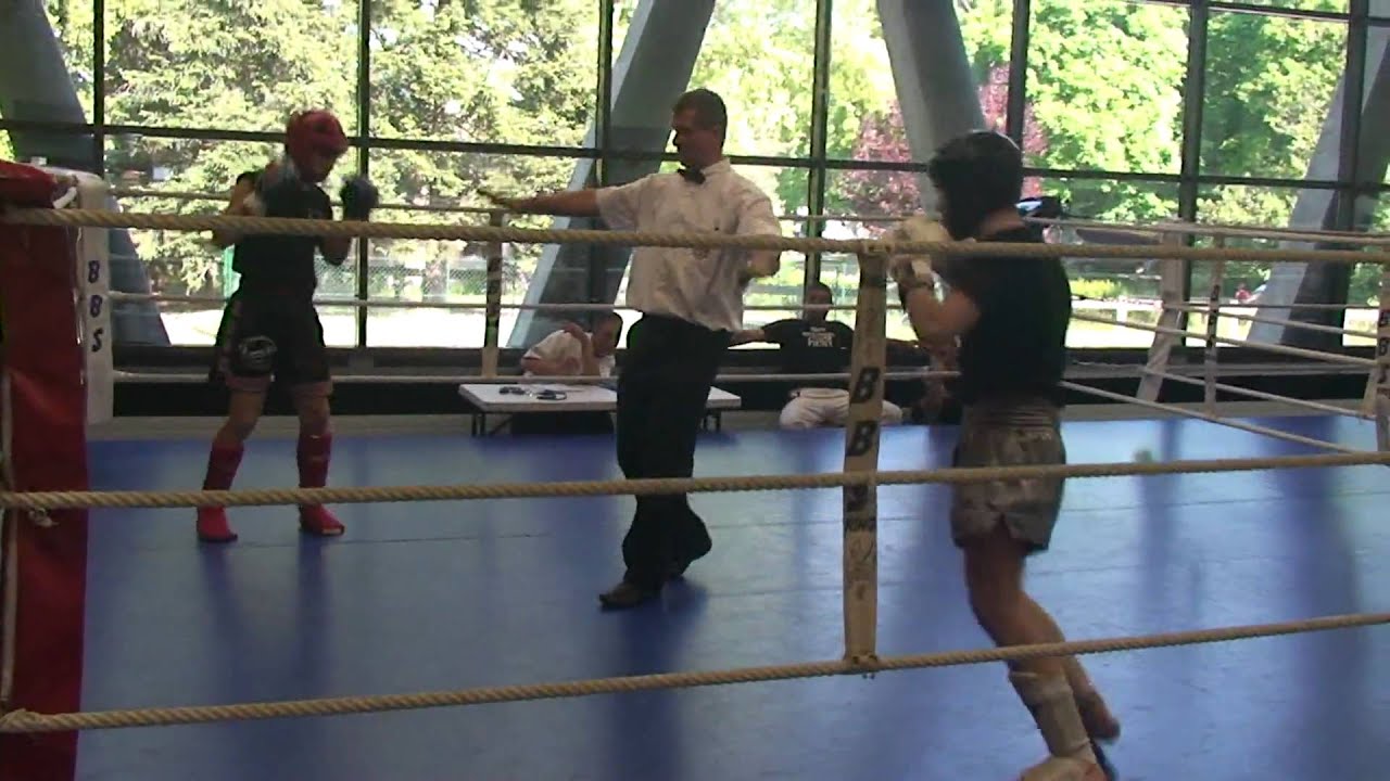 luigi france kick 2010 best of.mpeg - YouTube