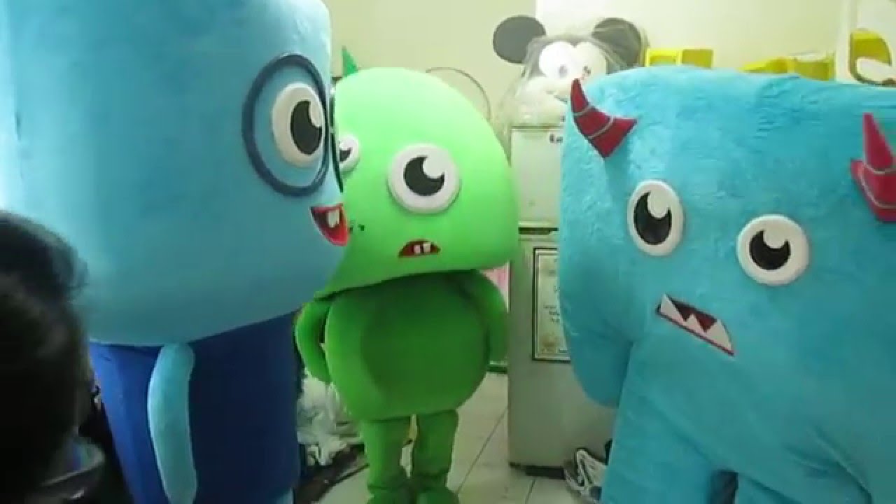JASA PEMBUATAN KOSTUM MASKOT LUCU & UNIK - YouTube