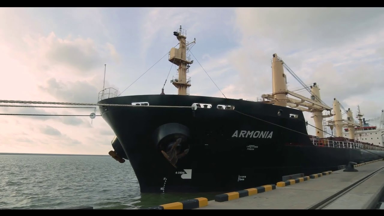 Clarion Shipping Bulk Corn Import Operation - YouTube