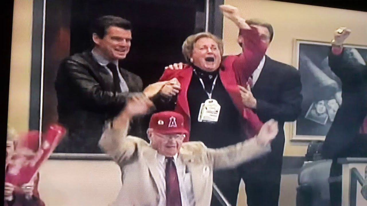 2002 Anaheim Angels are Champions of Baseball - YouTube