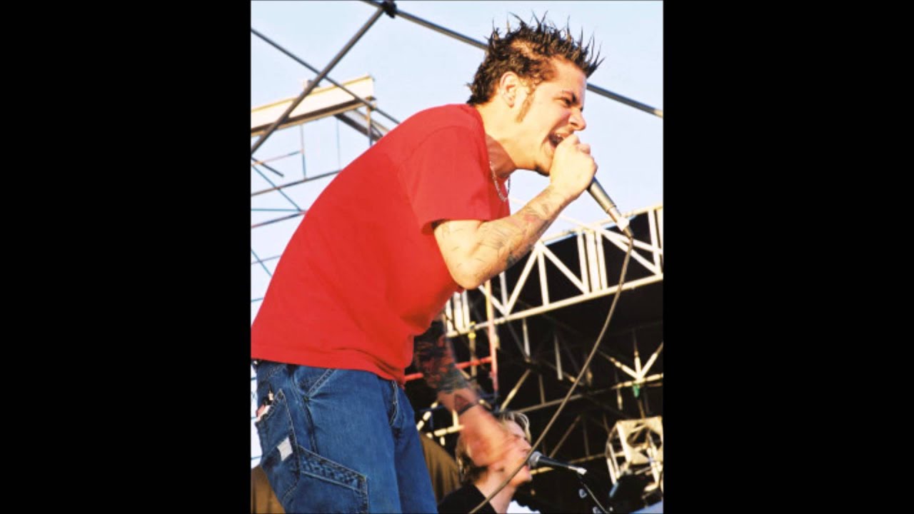 Adema Giving In Live 2000 HD HQ STUDIO QUALITY RARE - YouTube