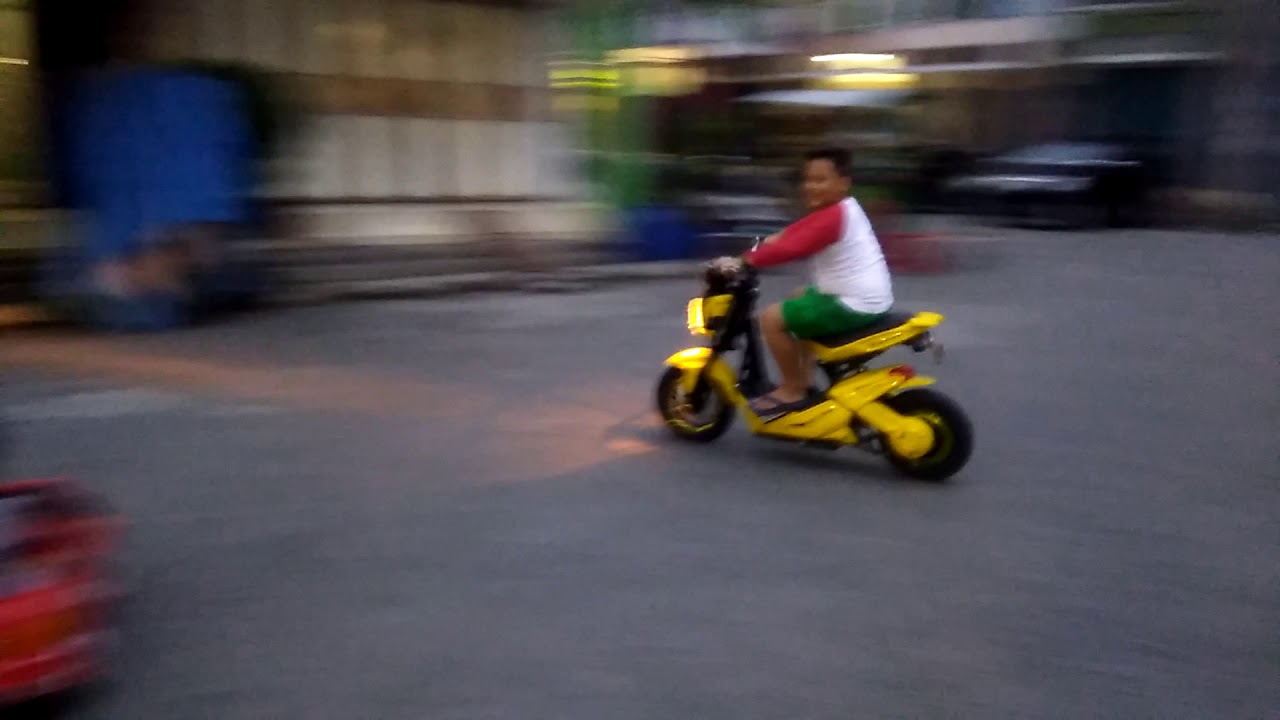 Marvel main motor - motoran - YouTube