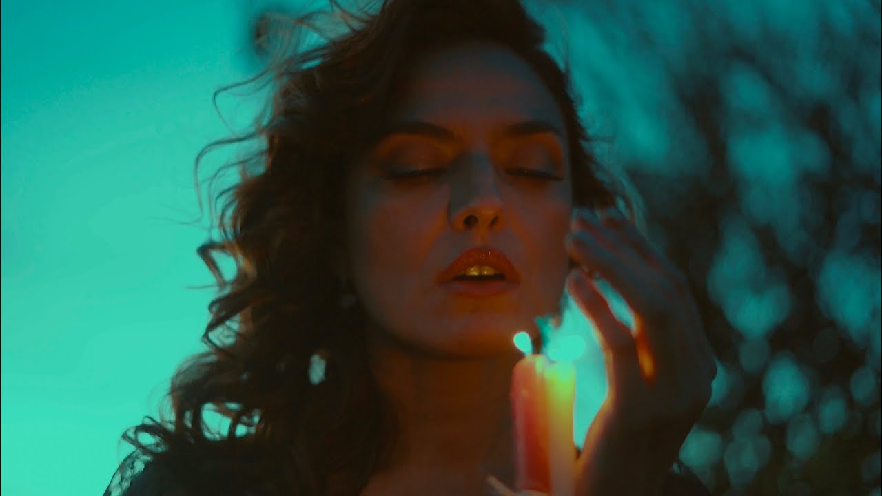 Victoria Sur - Ojalá nos crucemos otra vez (Video Oficial) - YouTube