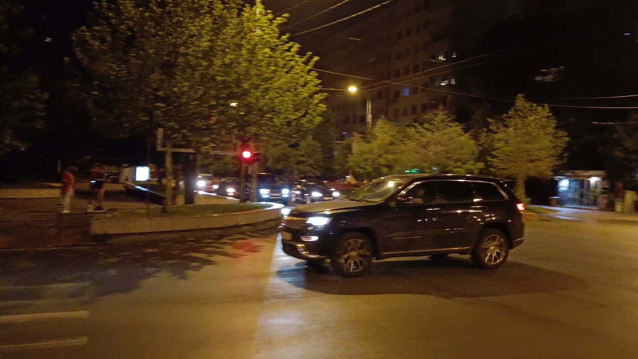 OnePlus Nord 2 5G - model DN2103 video sample 4k / 30fps by night - YouTube