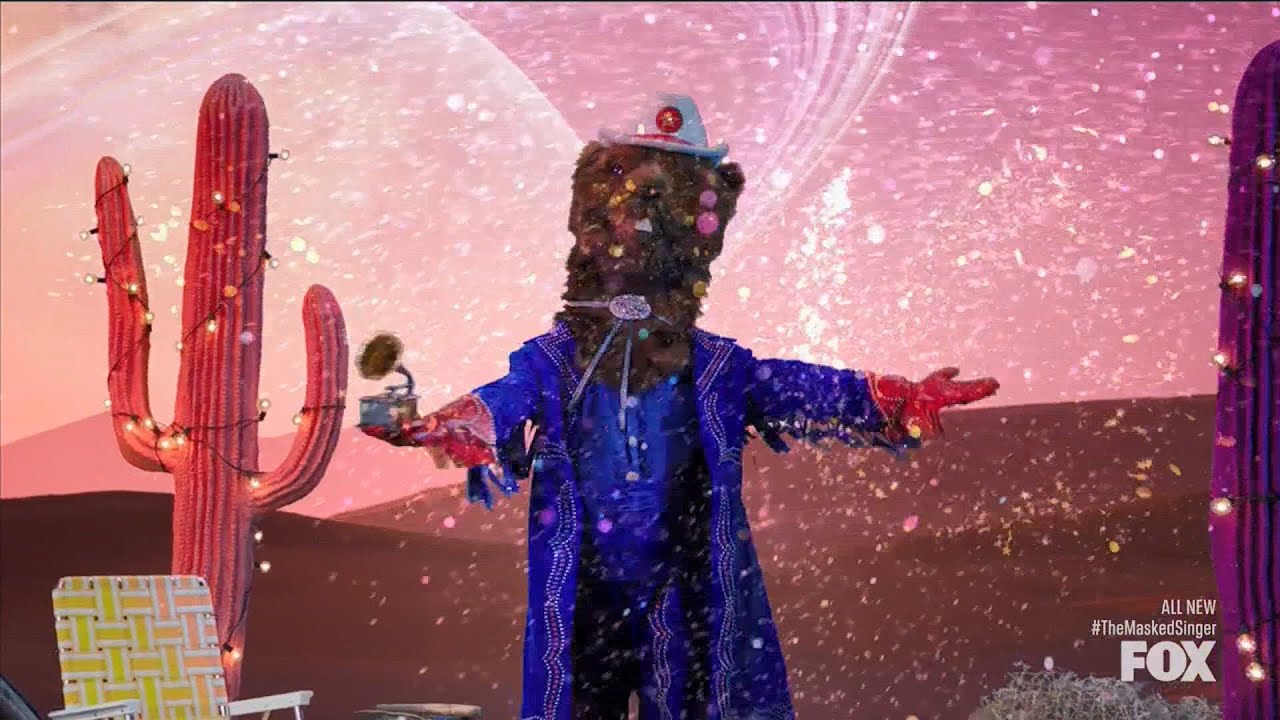 The Masked Singer 8 - Gopher sings "It's Your Thing" by Isley Brothers ...