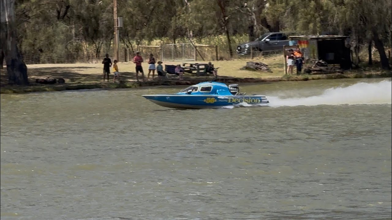 Decision warm up laps bad boat world championships Mildura 2026 - YouTube