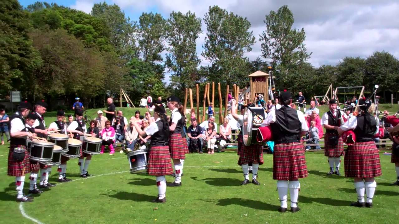 Kinross and District Pipe Band Highland Gathering Thornton Fife ...