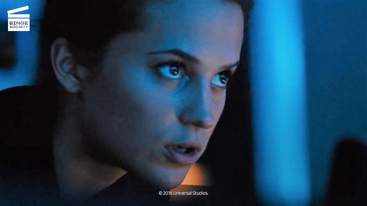 Jason Bourne: Motorcycle rescue HD CLIP - YouTube