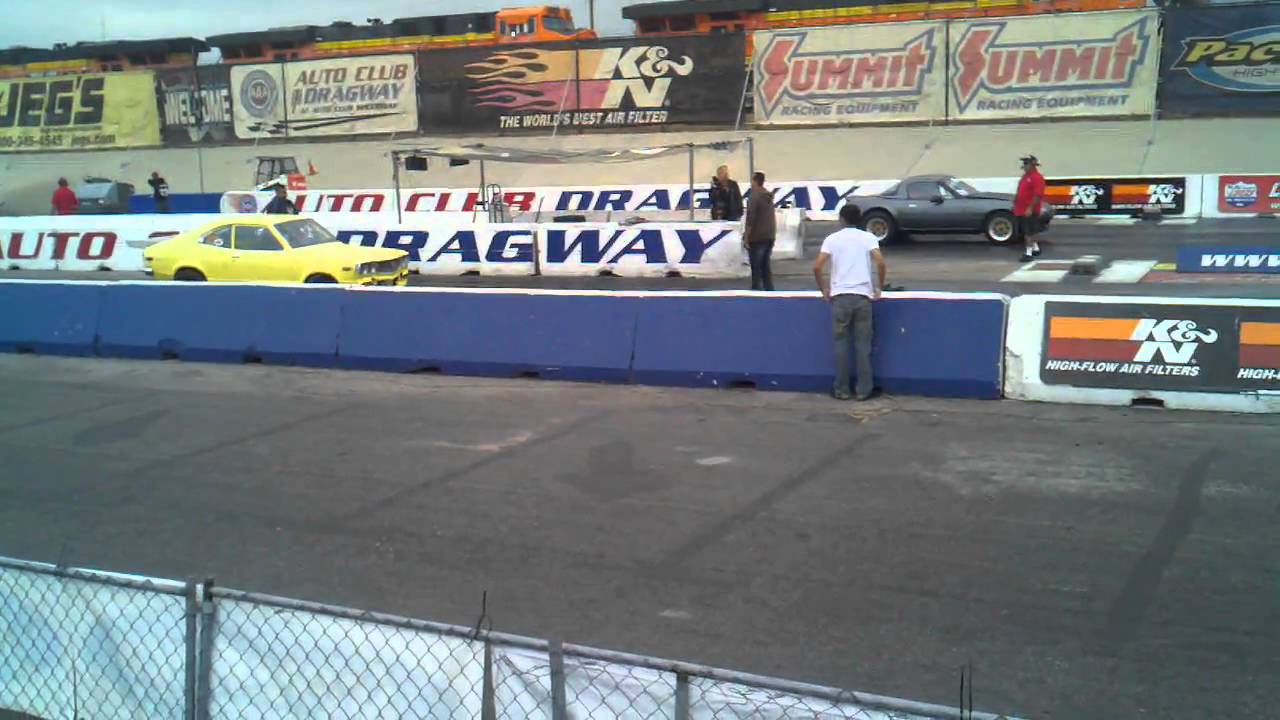 JPre Racing IDRC 2011 Rx3 vs Miata RB26 straight six motor - YouTube