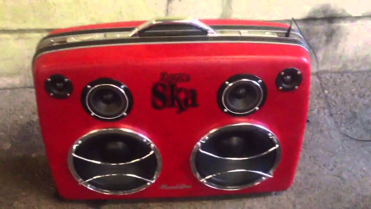 SUITCASE BOOMBOX - "Big Red" gets a testing - By Mookbox - YouTube