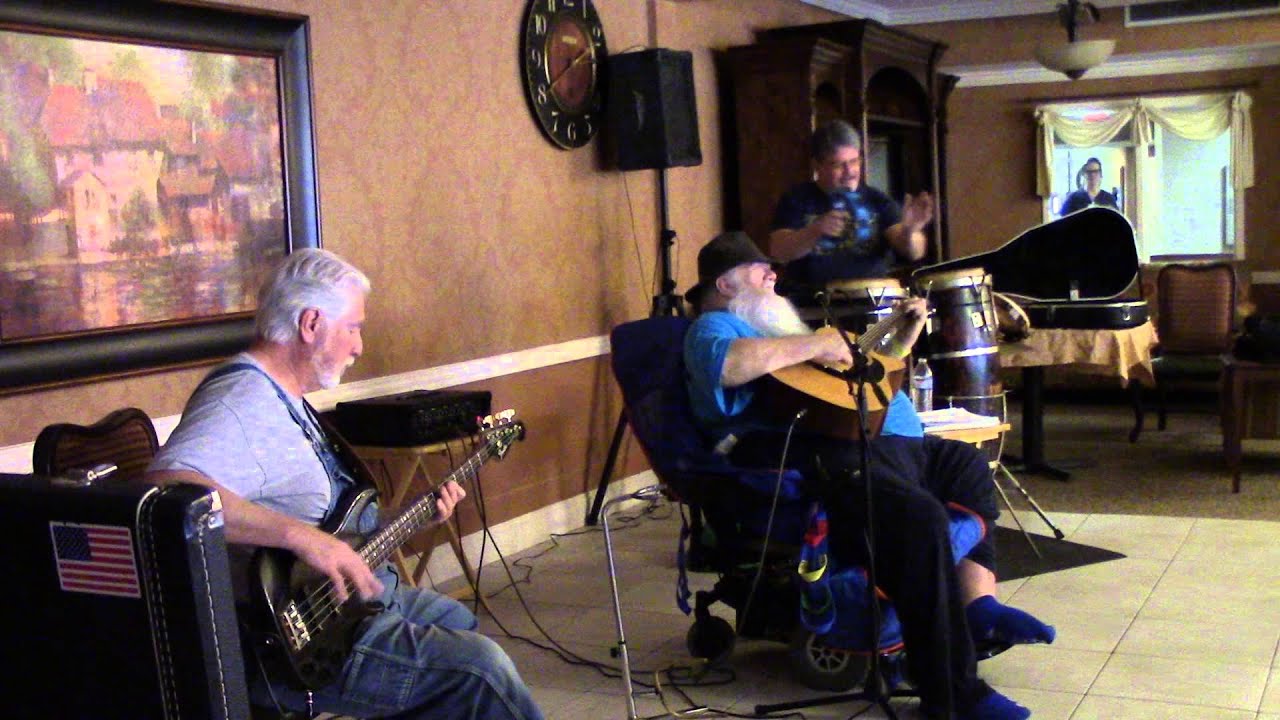 Jammin Paul Hively, Mike Gerski, and Bob Hosnick cover Mr Tamborine man ...