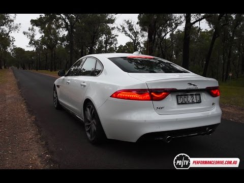 2016 Jaguar XF S 35t 0-100km/h & engine sound