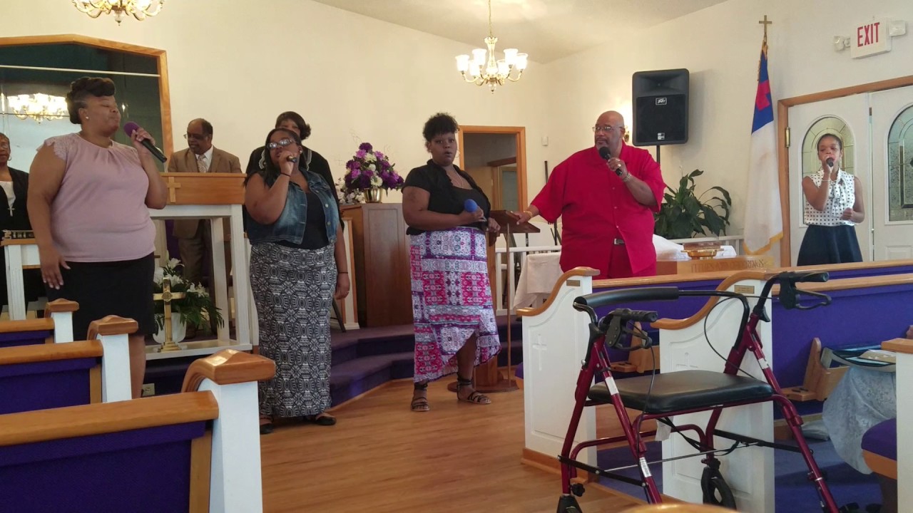Sky Ministries Church Praise Team featuring Paul Easley - YouTube