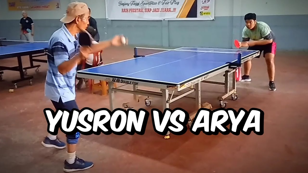 Divisi 4 match. Yusron vs Arya #tenismejantb - YouTube