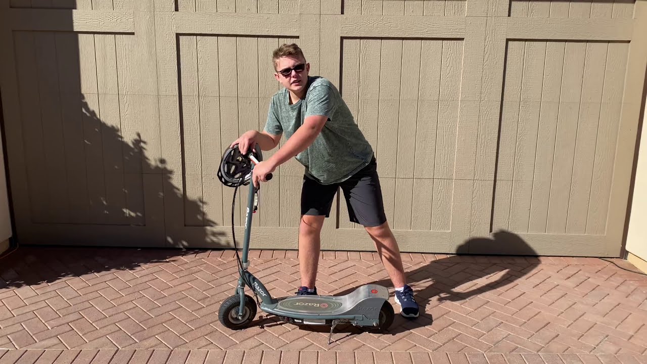 Razor E300 Electric Scooter Review! - YouTube