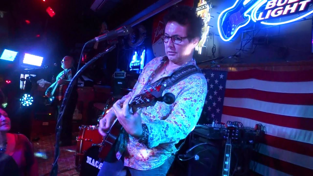 Tyme Machine @ Little Hoolies -11-6-2015 - You Wrecked Me (Cover) - YouTube