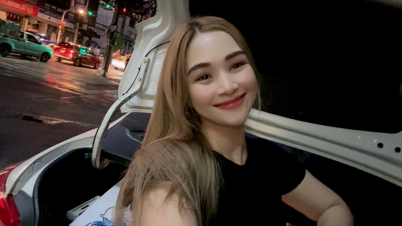 Thai Street Food LIVE ! - Street Cafe with PloySai Coffee Lady in Bangkok Thailand - Ploy Sai ...