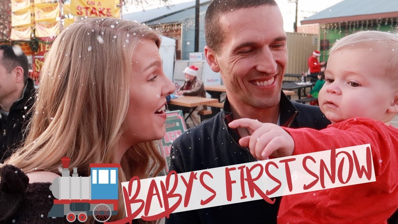 BABY'S FIRST SNOW AT THE POLAR EXPRESS IN GRAPEVINE TEXAS | VLOGMAS DAY ...