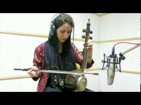 Kamancheh, Iranian musical instrument - YouTube