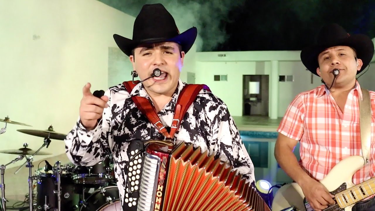 Los Tercos - Ay Esther (en vivo) - YouTube