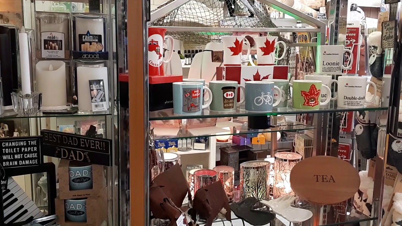 비버톤에 있는 Shirley's Country Clutter - YouTube