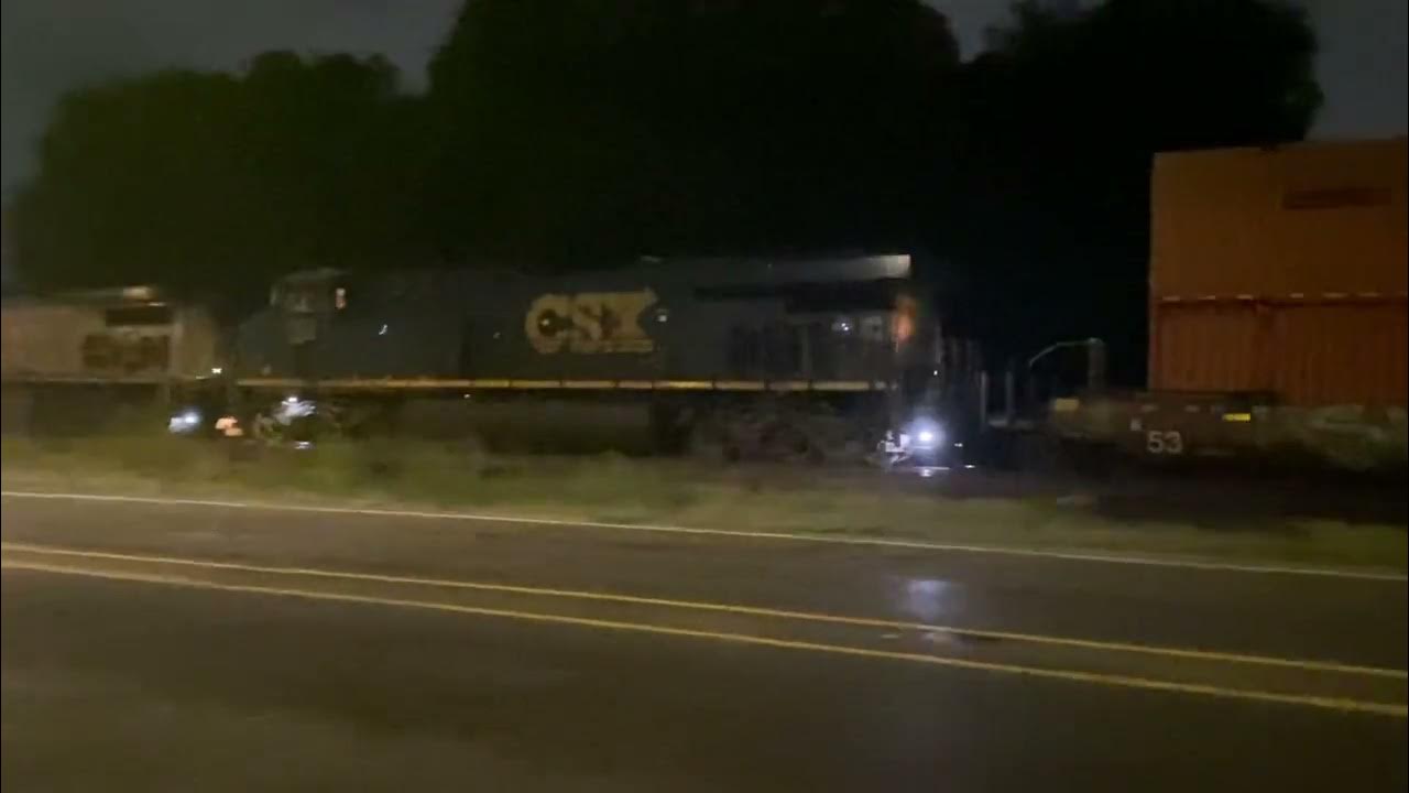 9-21-22: INPDU enters the yard in Dupo IL - YouTube