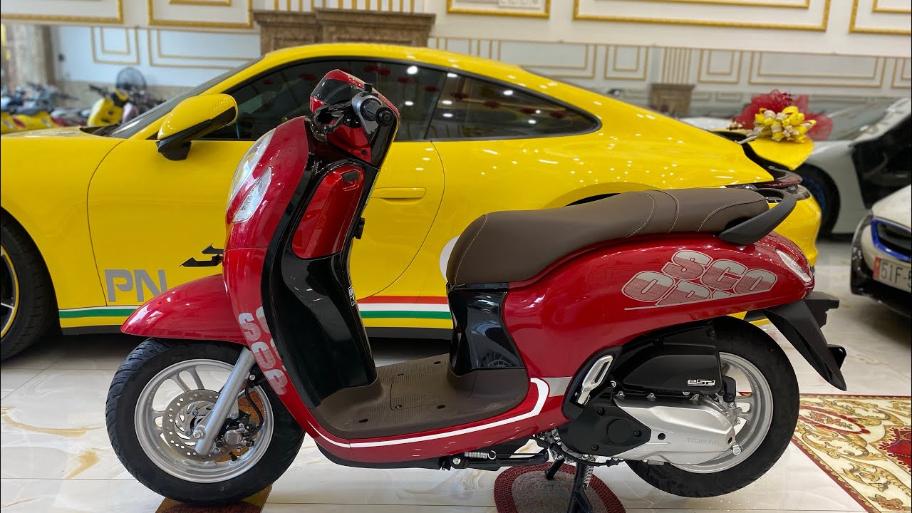 Scoopy 2024 bản màu đỏ đô ️,với đường tem SCOOPY được sơn 3D cực nét 🔥 ...