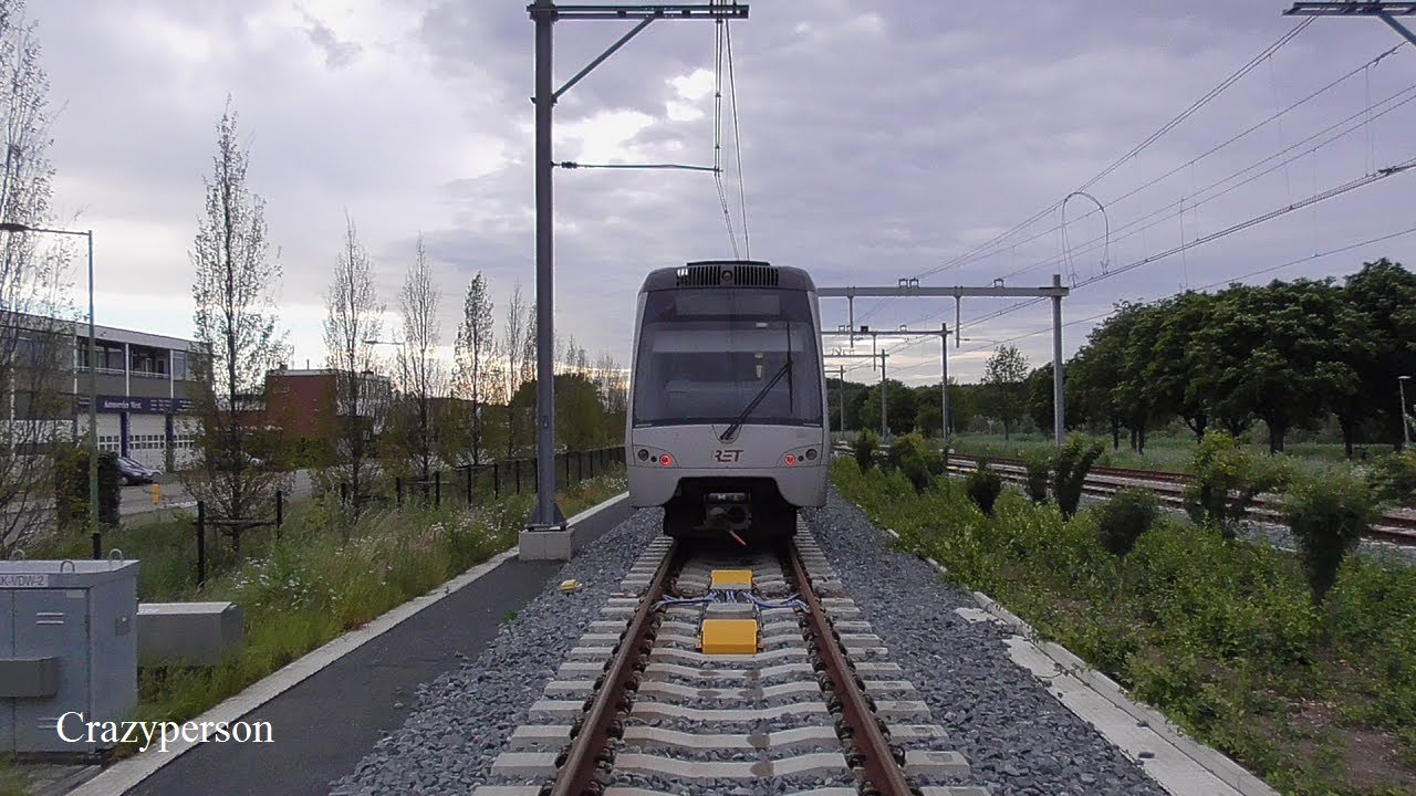 Hoekse Lijn metro's Vlaardingen West, RET Rotterdam in 1 opname - YouTube