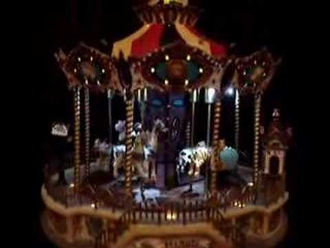 Lemax Belmont Carousel (44171) Carnival - YouTube