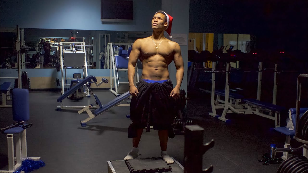 24-HOUR OVERNIGHT IN A RUSSIAN GYM!!! - YouTube