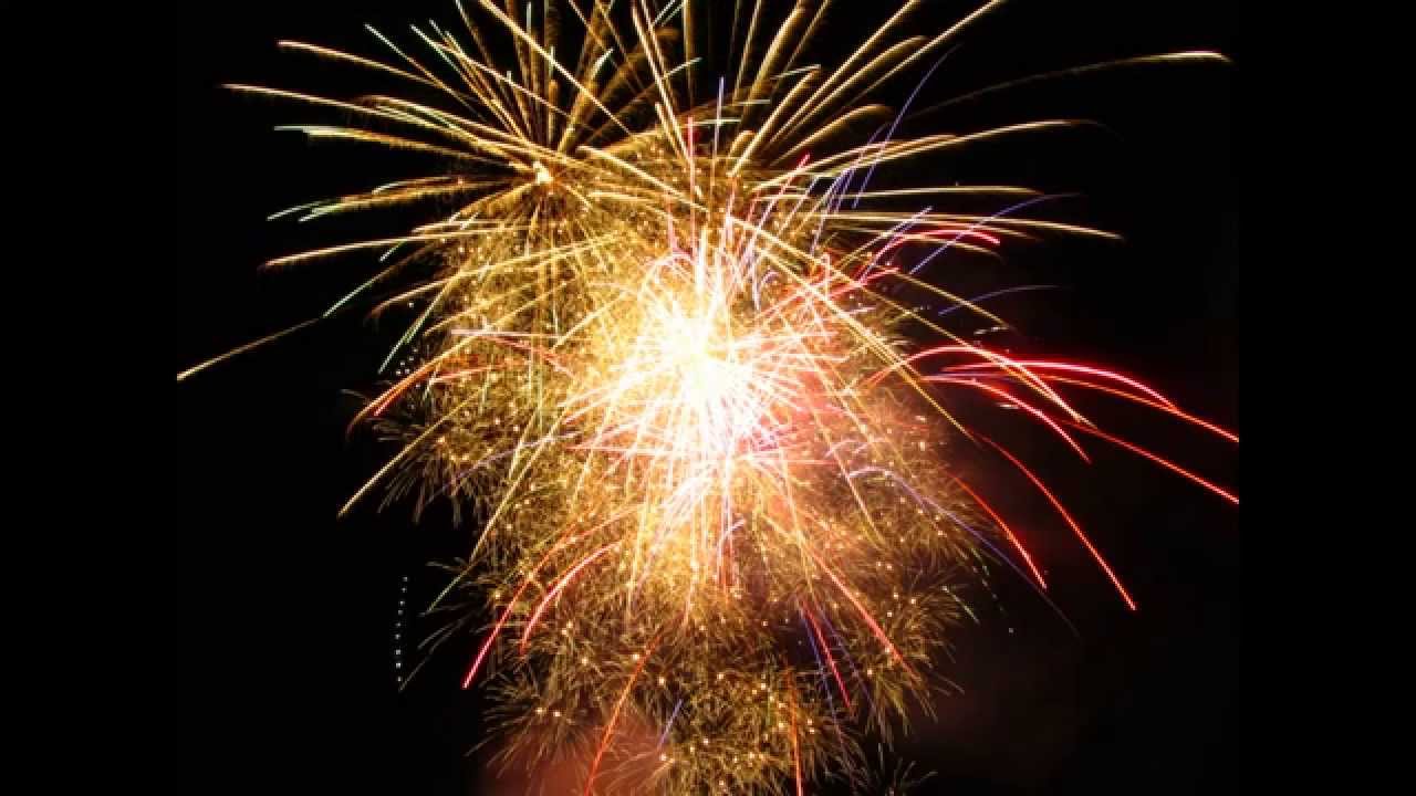 NOT THE "WORST" BACKYARD FIREWORKS SHOW 2012 - YouTube