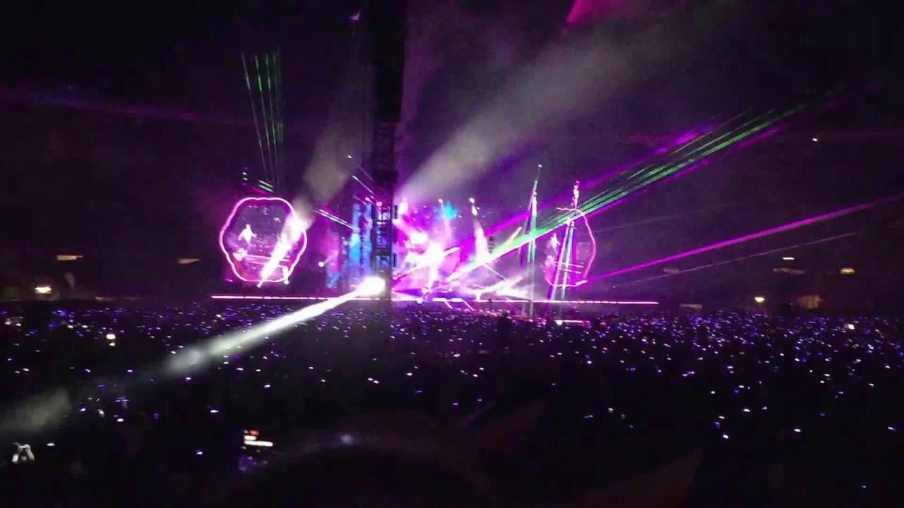 Coldplay 11.6.2017 Wien Ernst Happel Stadion - YouTube