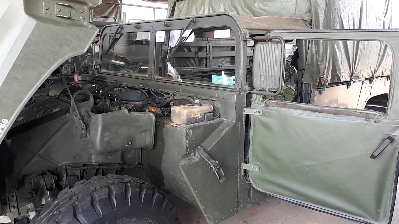Humvee start - YouTube