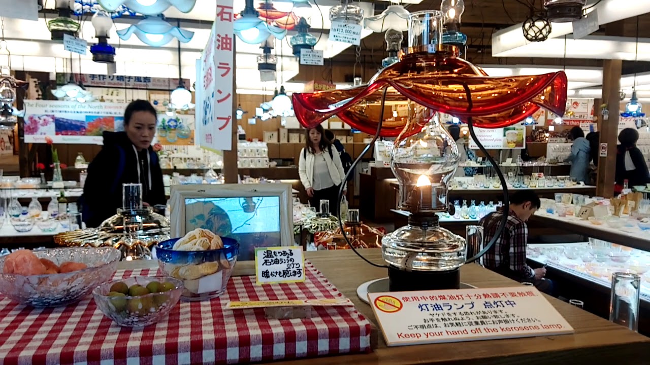 Kerosene lamps at Kitaichi glass shop ~Otaru - YouTube