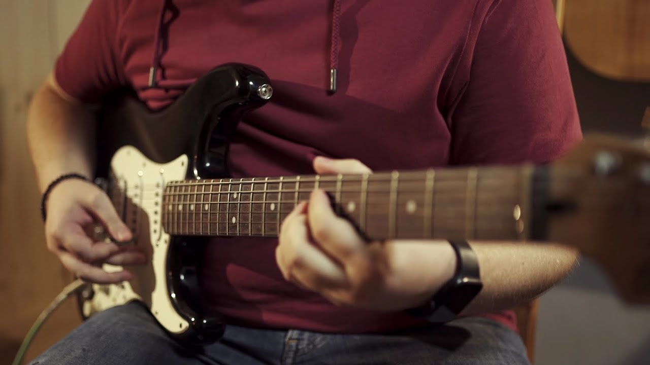 Minor Loops On Guitar - YouTube