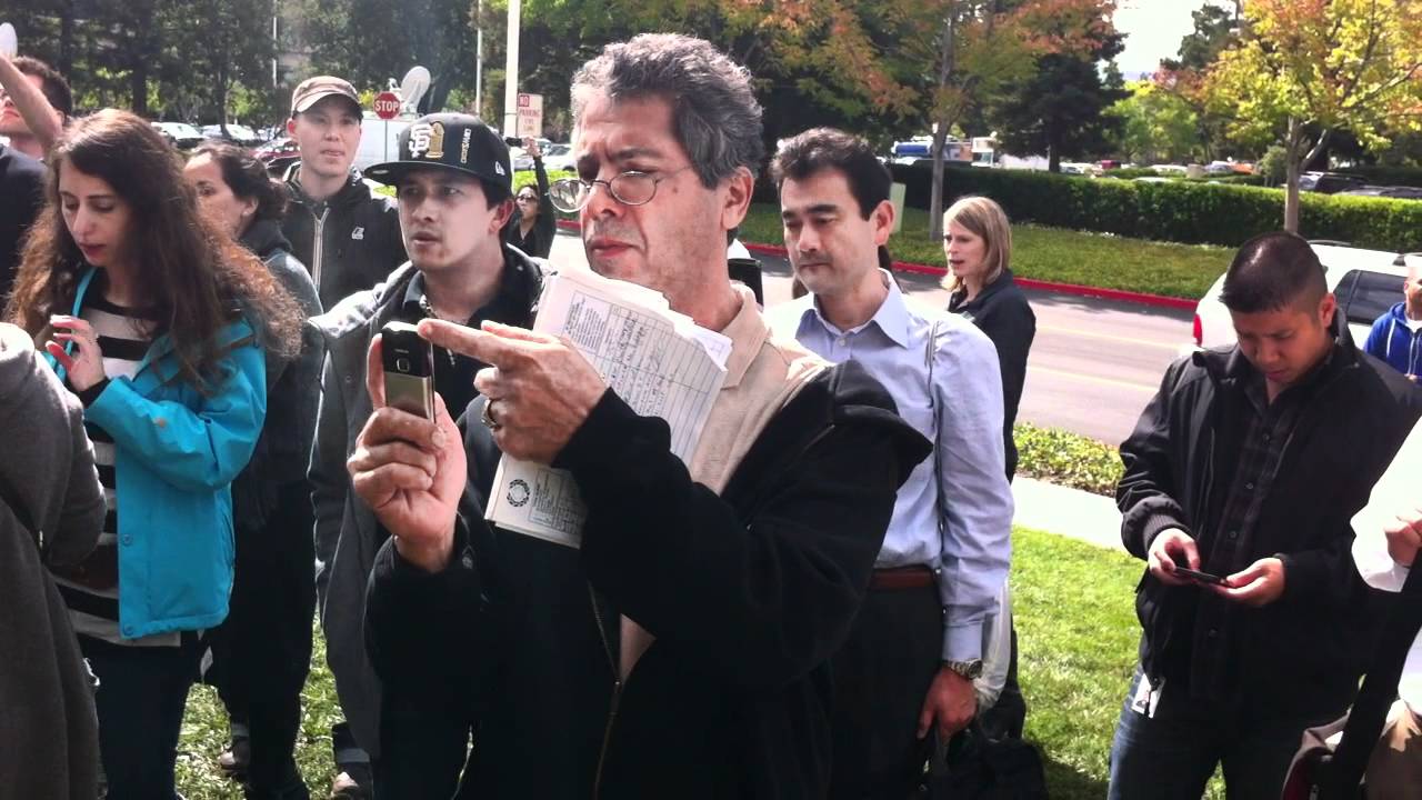 Steve Jobs memorial at Apple campus - YouTube